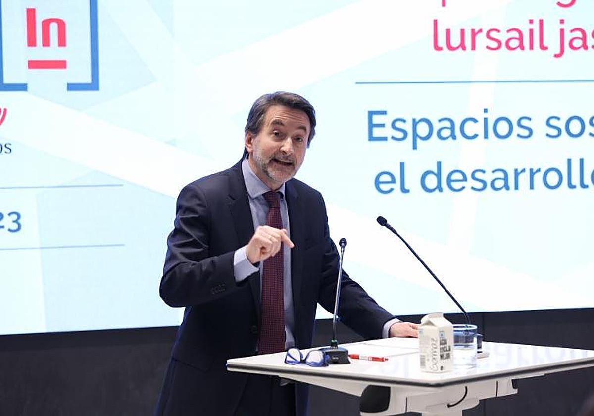 Josu Jon Imaz asegura que «estamos fracasando en la transición energética» | El Correo